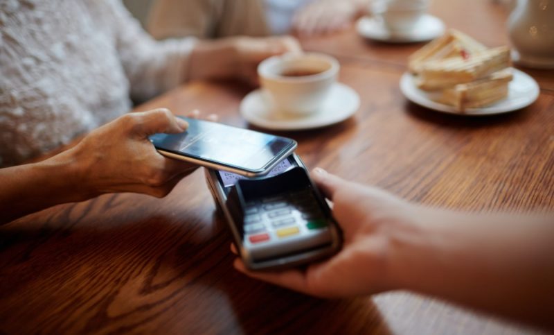 Wie Ihre Kunden bargeldlos bezahlen können - in der Schweiz